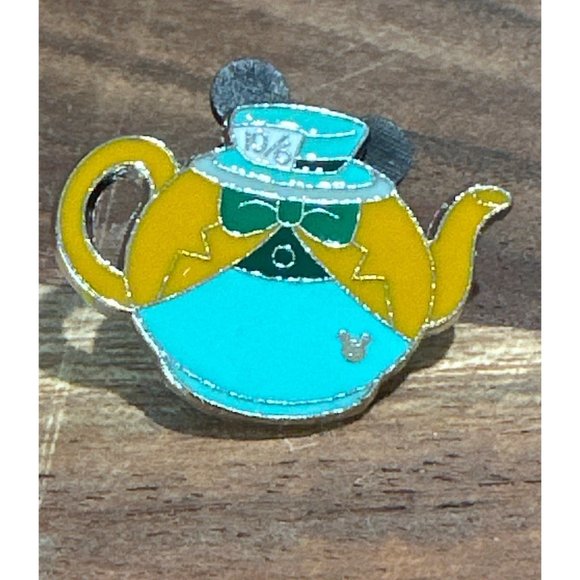 Disney | Jewelry | Disney Alice In Wonderland Mad Hatter Tea Pot Pin ...